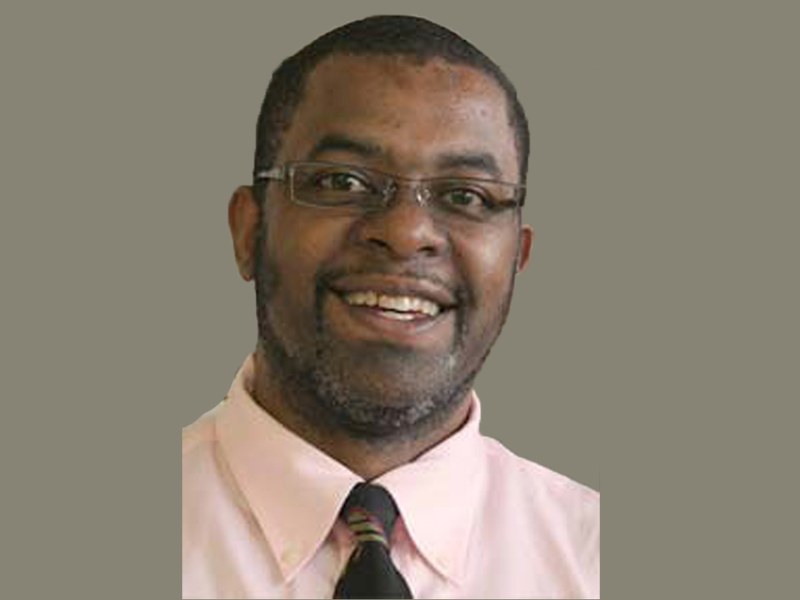 Dean White Serves as Commentator at ASALH Conference - News - York College